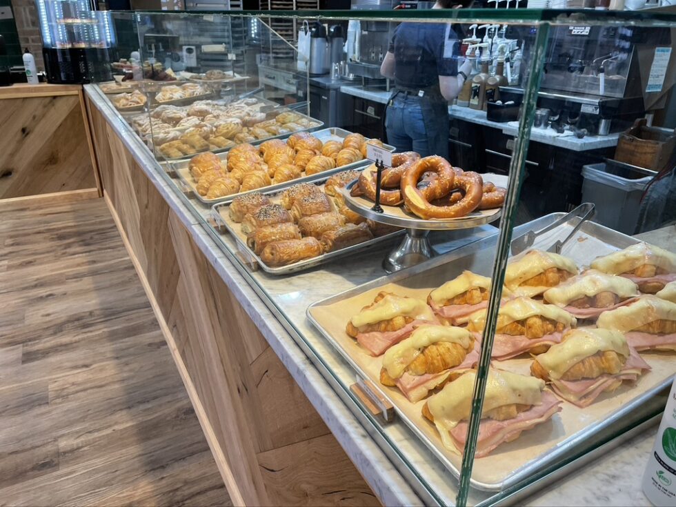 ROGGENART European Bakery Bistro and Café - Savage Mill